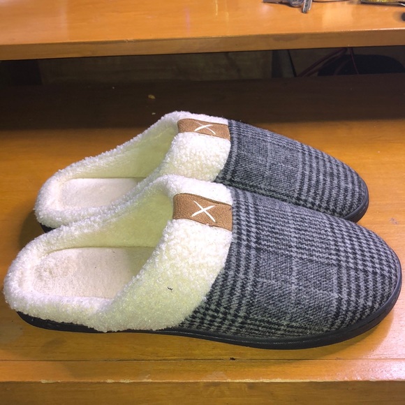 White Mountain | Shoes | Mens White Mountain Home Slippers | Poshmark
